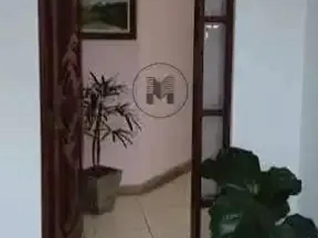 Casa / Sobrado para Venda em Guaratinguetá/SP Portal das Colinas 4 Quartos