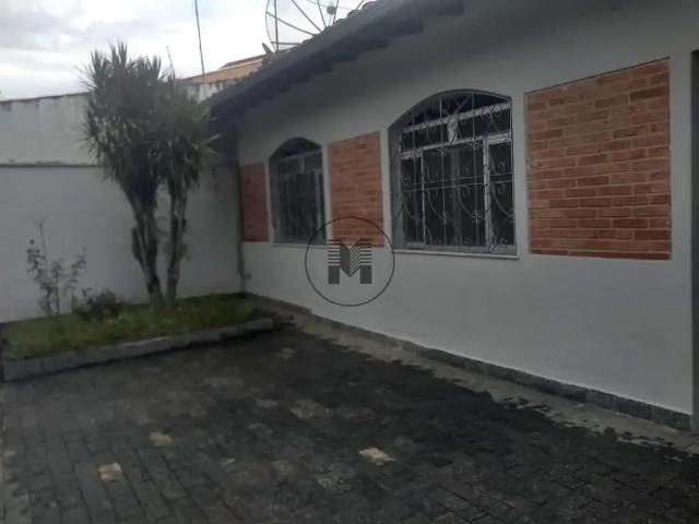Casa / Sobrado para Venda em Guaratinguetá/SP Parque das Árvores 4 Quartos