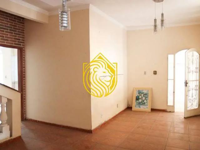 Casa / Sobrado para Venda em Guaratinguetá/SP Parque do Sol 4 Quartos