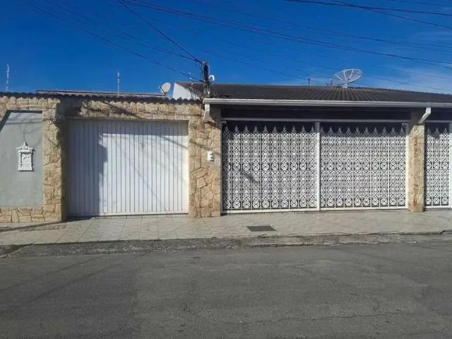 Casa / Sobrado para Venda em Guaratinguetá/SP Parque Residencial Beira Rio 3 Quartos