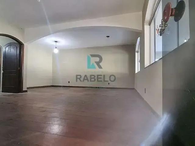 Casa / Sobrado para Venda em Guaratinguetá/SP Pedregulho 5 Quartos