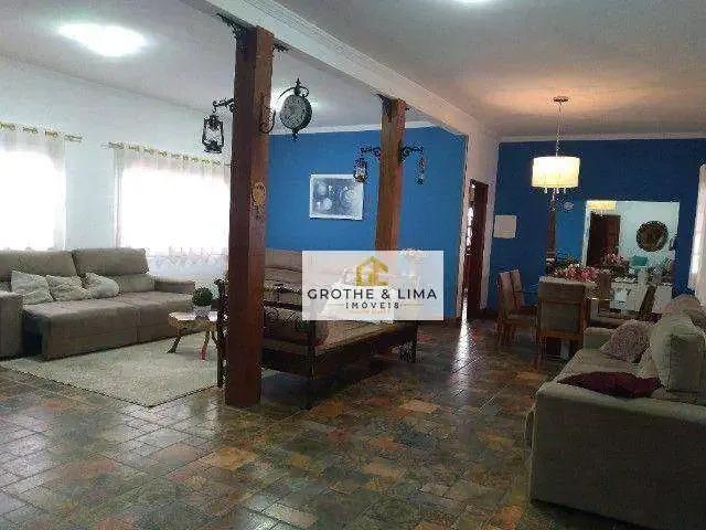 Casa / Sobrado para Venda em Guaratinguetá/SP Residencial COOPEMI I 5 Quartos