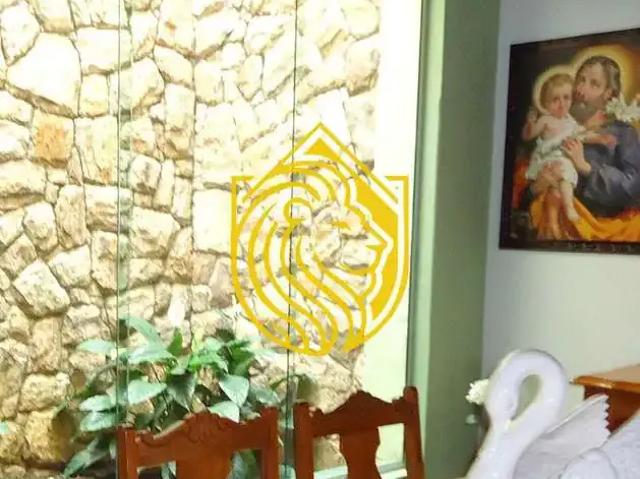 Casa / Sobrado para Venda em Guaratinguetá/SP Vila Comendador Rodrigues Alves 5 Quartos