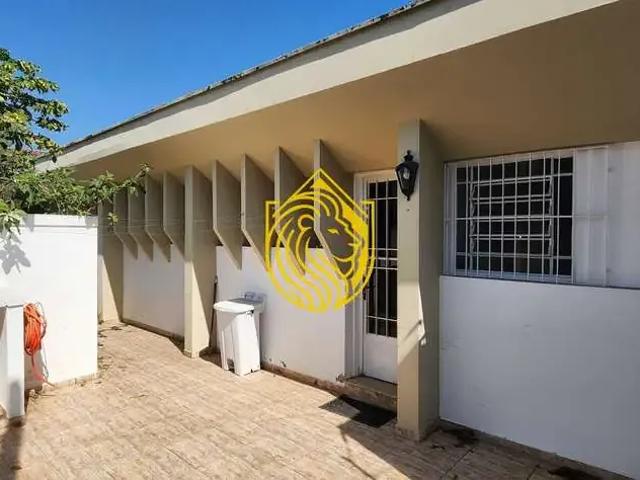 Casa / Sobrado para Venda em Guaratinguetá/SP Vila Paraiba 4 Quartos