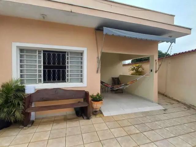 Casa / Sobrado para Venda em Guaratinguetá/SP Vila Santa Rita 3 Quartos