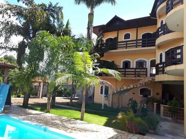 Casa / Sobrado para Venda em Guareí/SP Centro 9 Quartos