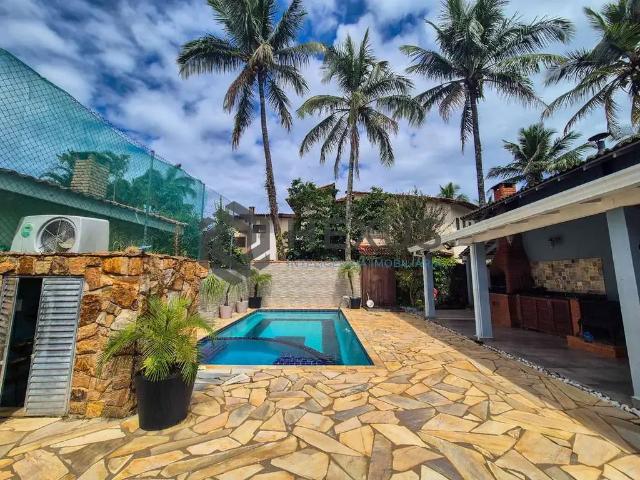 Casa / Sobrado para Venda em Guarujá/SP Balneário Praia do Pernambuco 3 Quartos