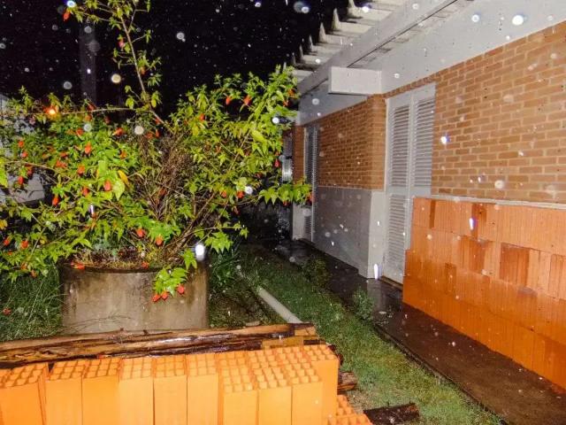 Casa / Sobrado para Venda em Guarujá/SP Balneário Praia do Pernambuco 2 Quartos
