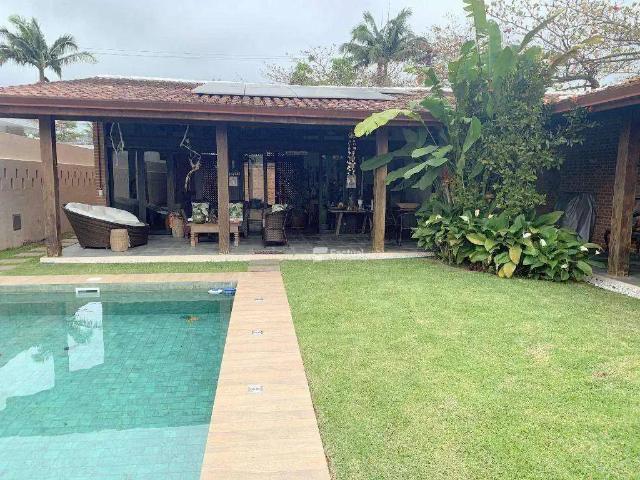 Casa / Sobrado para Venda em Guarujá/SP Balneário Praia do Pernambuco 5 Quartos