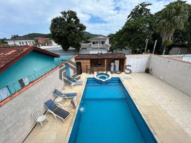 Casa / Sobrado para Venda em Guarujá/SP Balneário Praia do Pernambuco 6 Quartos
