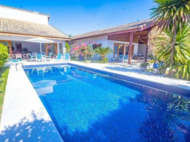 Casa / Sobrado para Venda em Guarujá/SP Balneário Praia do Pernambuco 6 Quartos
