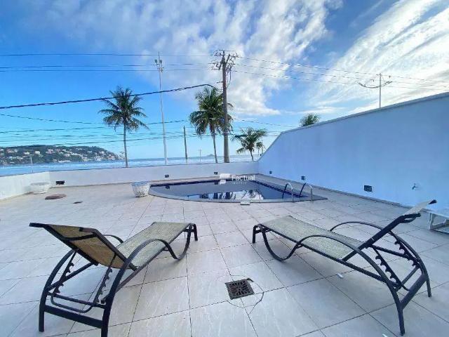 Casa / Sobrado para Venda em Guarujá/SP Enseada 4 Quartos