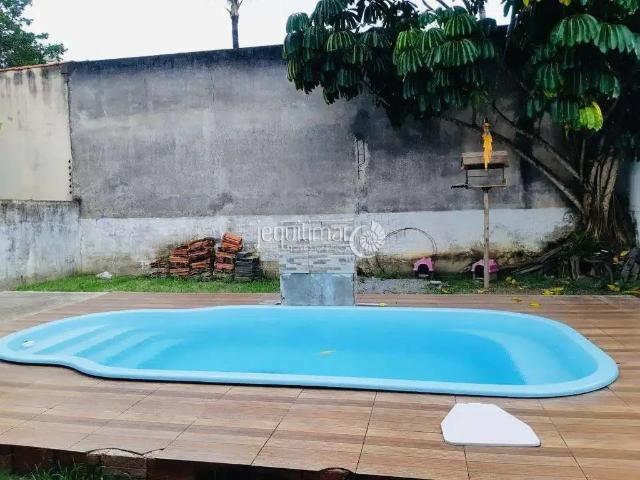 Casa / Sobrado para Venda em Guarujá/SP Enseada 4 Quartos