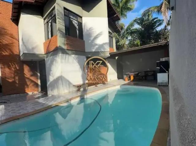Casa / Sobrado para Venda em Guarujá/SP Enseada 4 Quartos
