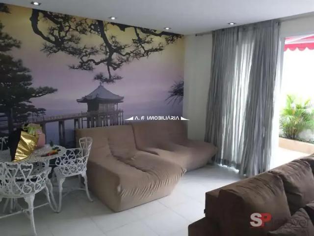 Casa / Sobrado para Venda em Guarujá/SP Enseada 4 Quartos