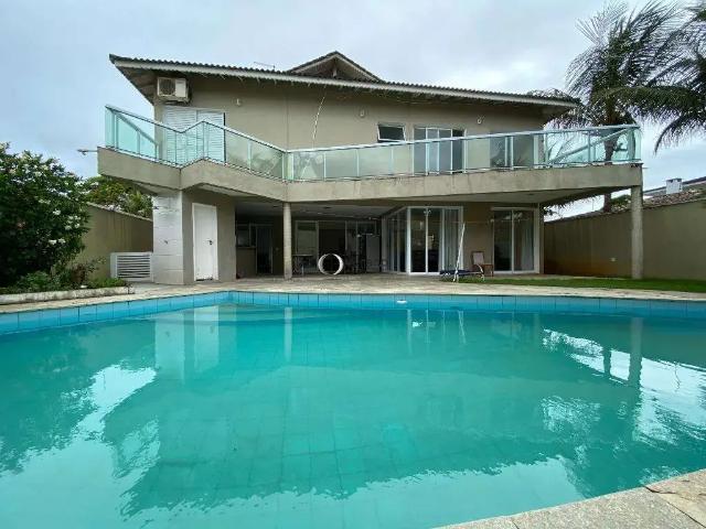 Casa / Sobrado para Venda em Guarujá/SP Enseada 4 Quartos