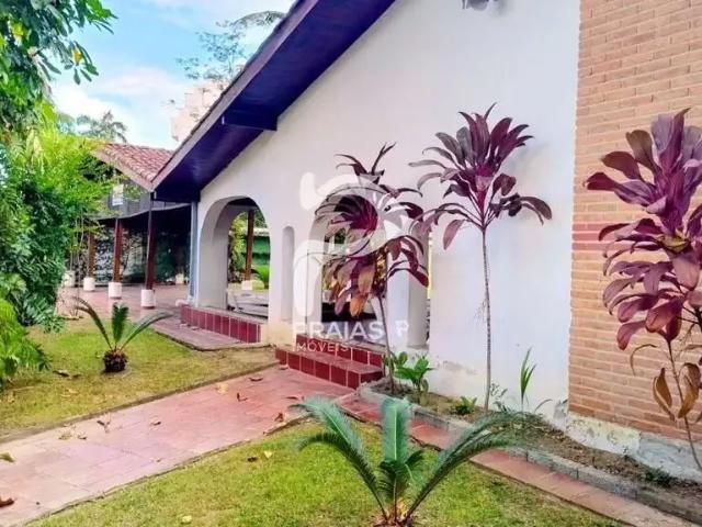 Casa / Sobrado para Venda em Guarujá/SP Enseada 4 Quartos