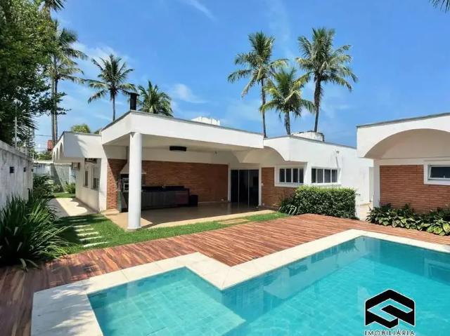 Casa / Sobrado para Venda em Guarujá/SP Enseada 4 Quartos