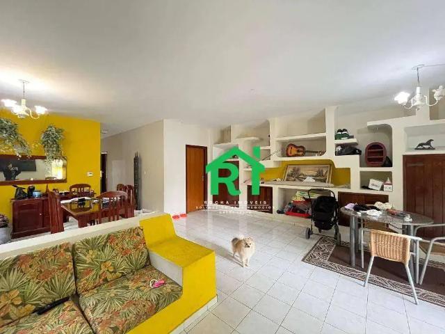 Casa / Sobrado para Venda em Guarujá/SP Enseada 4 Quartos