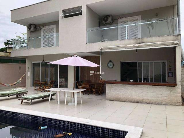 Casa / Sobrado para Venda em Guarujá/SP Enseada 5 Quartos