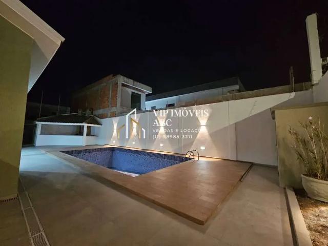 Casa / Sobrado para Venda em Guarujá/SP Enseada 5 Quartos