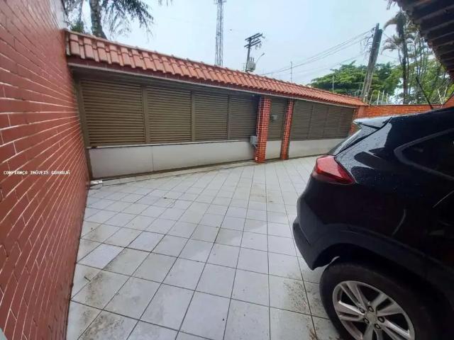 Casa / Sobrado para Venda em Guarujá/SP Enseada 5 Quartos
