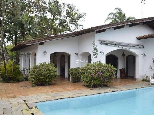 Casa / Sobrado para Venda em Guarujá/SP Enseada 5 Quartos