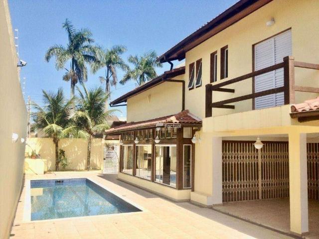 Casa / Sobrado para Venda em Guarujá/SP Enseada 5 Quartos