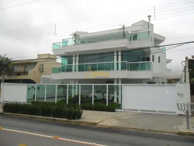 Casa / Sobrado para Venda em Guarujá/SP Enseada 5 Quartos