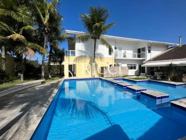 Casa / Sobrado para Venda em Guarujá/SP Enseada 6 Quartos
