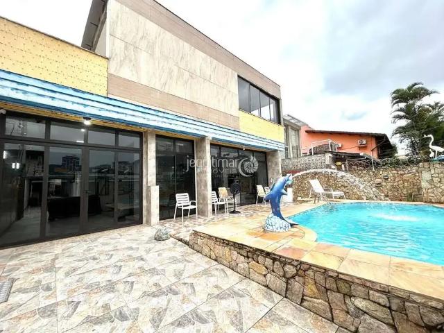 Casa / Sobrado para Venda em Guarujá/SP Enseada 6 Quartos