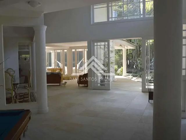 Casa / Sobrado para Venda em Guarujá/SP Enseada 6 Quartos