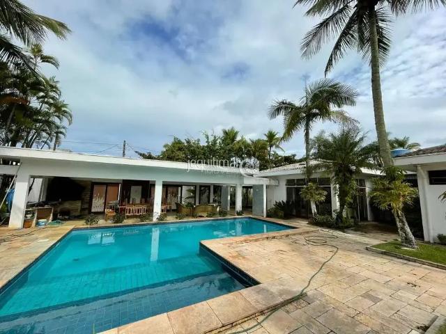 Casa / Sobrado para Venda em Guarujá/SP Enseada 6 Quartos