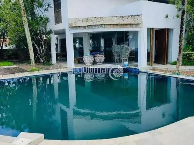 Casa / Sobrado para Venda em Guarujá/SP Enseada 6 Quartos
