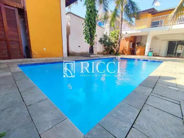 Casa / Sobrado para Venda em Guarujá/SP Enseada 9 Quartos