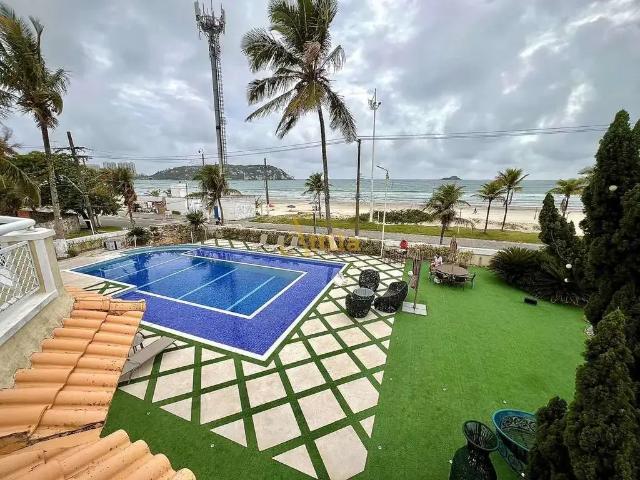 Casa / Sobrado para Venda em Guarujá/SP Enseada 9 Quartos