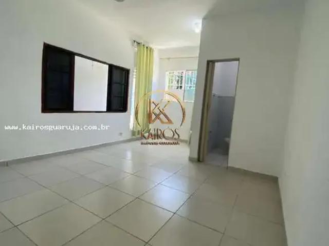 Casa / Sobrado para Venda em Guarujá/SP Enseada 1 Quartos