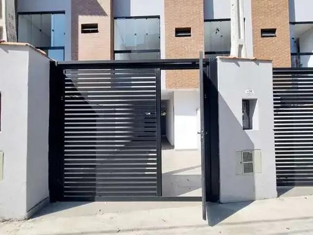 Casa / Sobrado para Venda em Guarujá/SP Enseada 2 Quartos