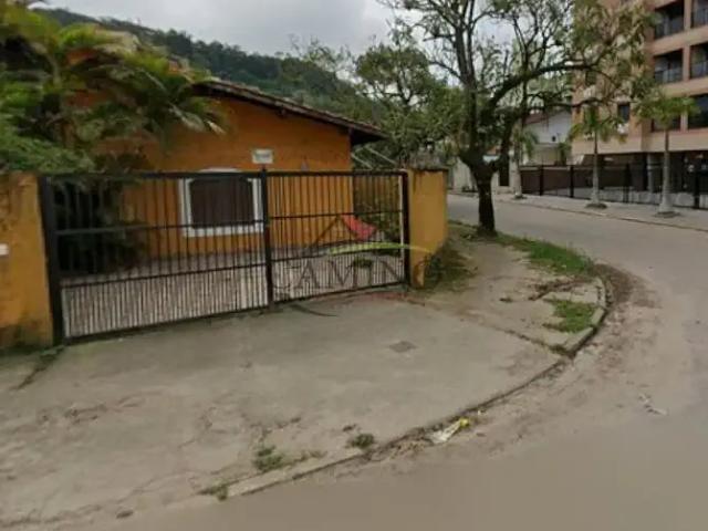 Casa / Sobrado para Venda em Guarujá/SP Enseada 2 Quartos