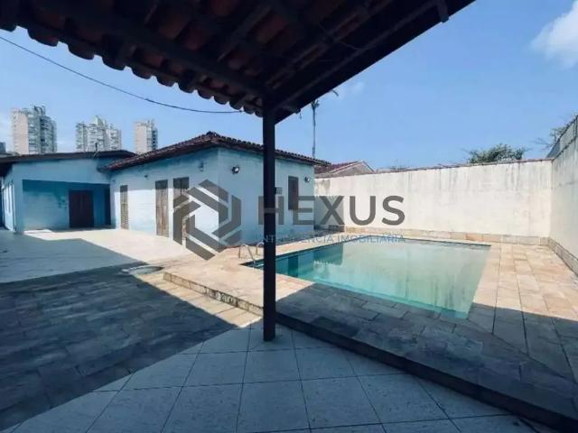 Casa / Sobrado para Venda em Guarujá/SP Enseada 3 Quartos