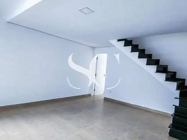 Casa / Sobrado para Venda em Guarujá/SP Enseada 3 Quartos