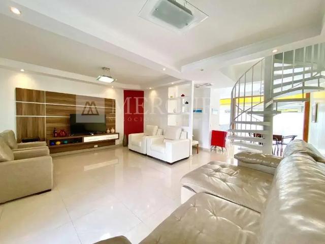 Casa / Sobrado para Venda em Guarujá/SP Enseada 3 Quartos