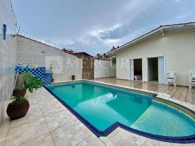 Casa / Sobrado para Venda em Guarujá/SP Enseada 3 Quartos