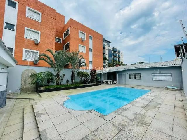 Casa / Sobrado para Venda em Guarujá/SP Enseada 3 Quartos