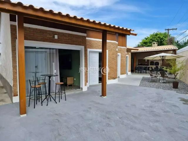 Casa / Sobrado para Venda em Guarujá/SP Enseada 3 Quartos