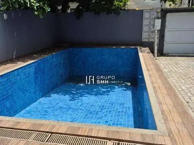 Casa / Sobrado para Venda em Guarujá/SP Enseada 3 Quartos