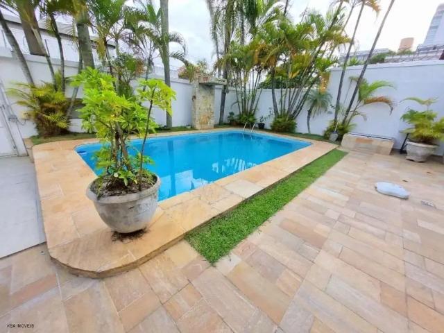 Casa / Sobrado para Venda em Guarujá/SP Enseada 3 Quartos