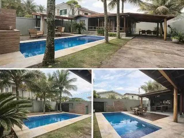 Casa / Sobrado para Venda em Guarujá/SP Enseada 3 Quartos