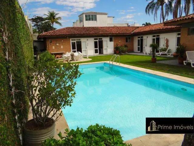 Casa / Sobrado para Venda em Guarujá/SP Enseada 3 Quartos