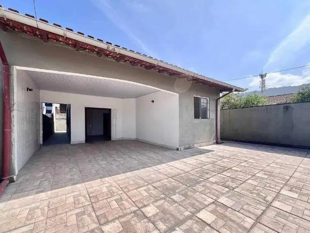 Casa / Sobrado para Venda em Guarujá/SP Enseada 3 Quartos
